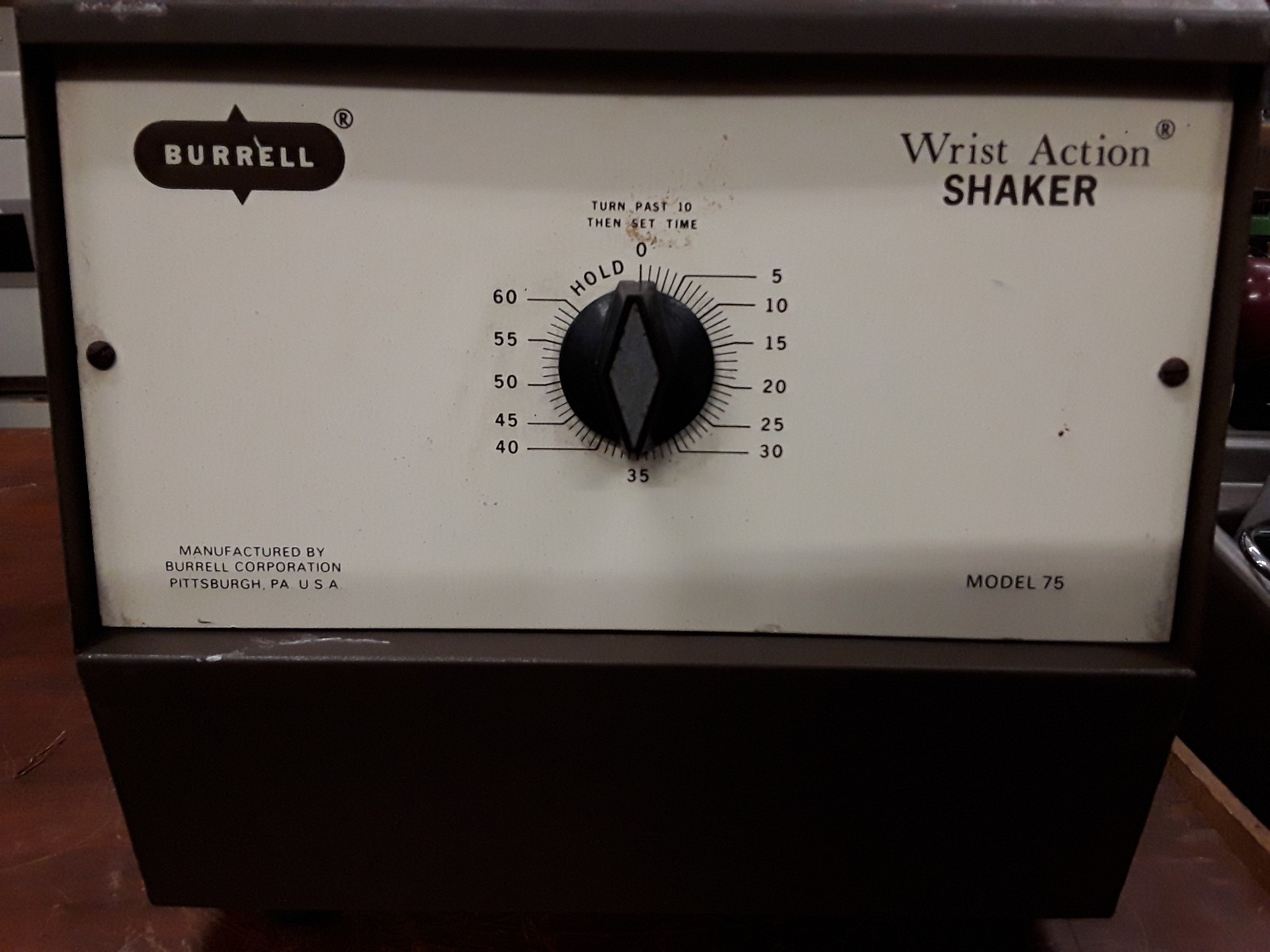 Burrell Wrist Action Shaker Model 75 | eBay