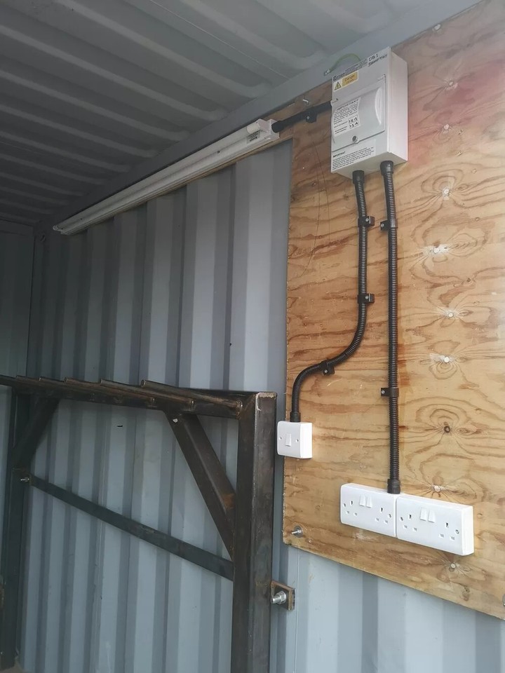 10 ft x 8 ft Rigging Loft / Tackle Store / Steel Storage Container ...