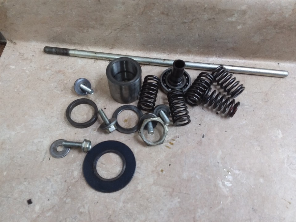 Moteur D'Embrayage Honda V45 MAGNA VF750 Ressorts Matériel 1982 1983 PA ...