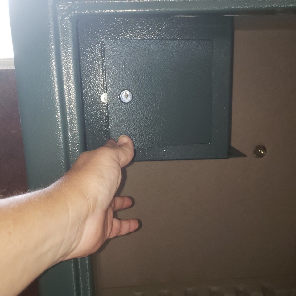 Wow! SentrySafe, Fireproof, Upright, Locking Combination, Gun Safe, (12 ...
