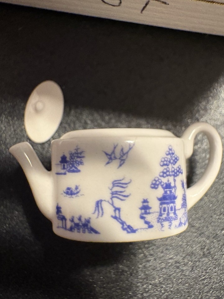 Stokesay Ware Blue Willow Teapot Miniature Dolls House Tea Pot | eBay UK