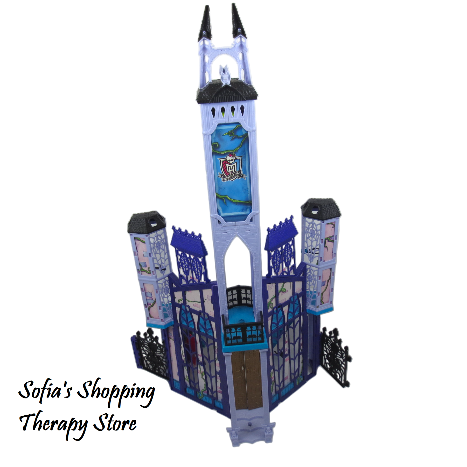 Monster High Deadluxe High School Castle Deluxe Playset comes ...