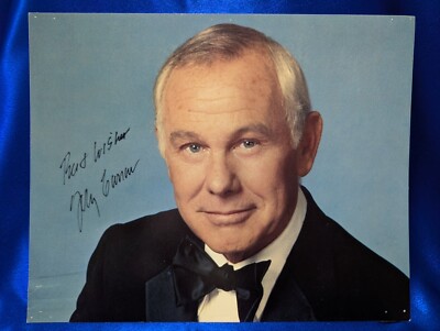 TELEVISION ICON THE TONIGHT SHOW JOHNNY CARSON SIGNED 8x10 COLOR ...