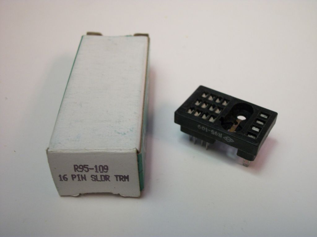 NTE Relay Socket R95-109 - 16-Pin Blade Socket - Panel Mount - Solder ...