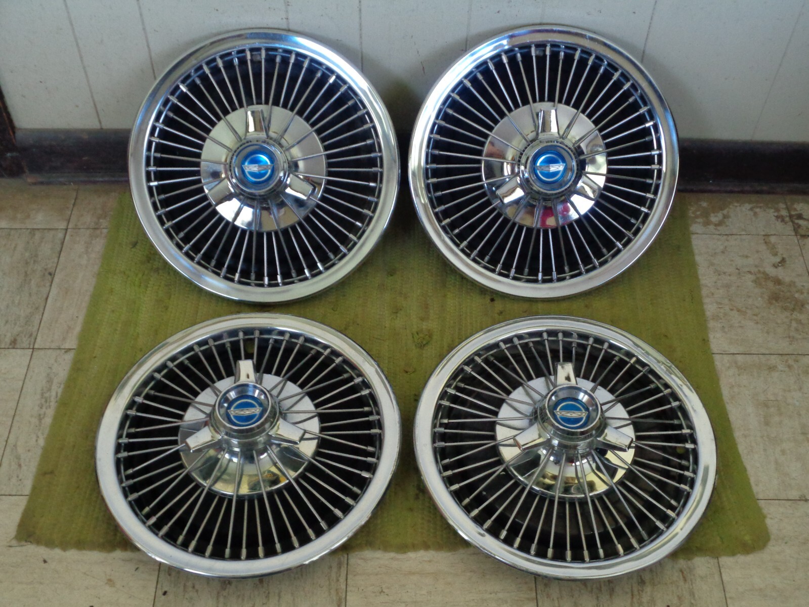 1967 Ford Wire Spoke Spinner Hub Caps | 14" | Set of 4 Wheel Covers ...