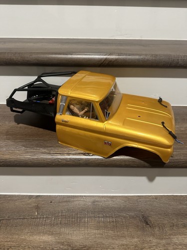 SCX10ii Proline Chevy/trial Honcho Body With Inside And Scale Figures ...