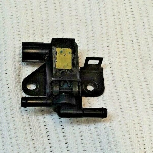 03 Honda CBR954 CBR900 Purge Control Solenoid Stay Bracket OEM 36162 ...