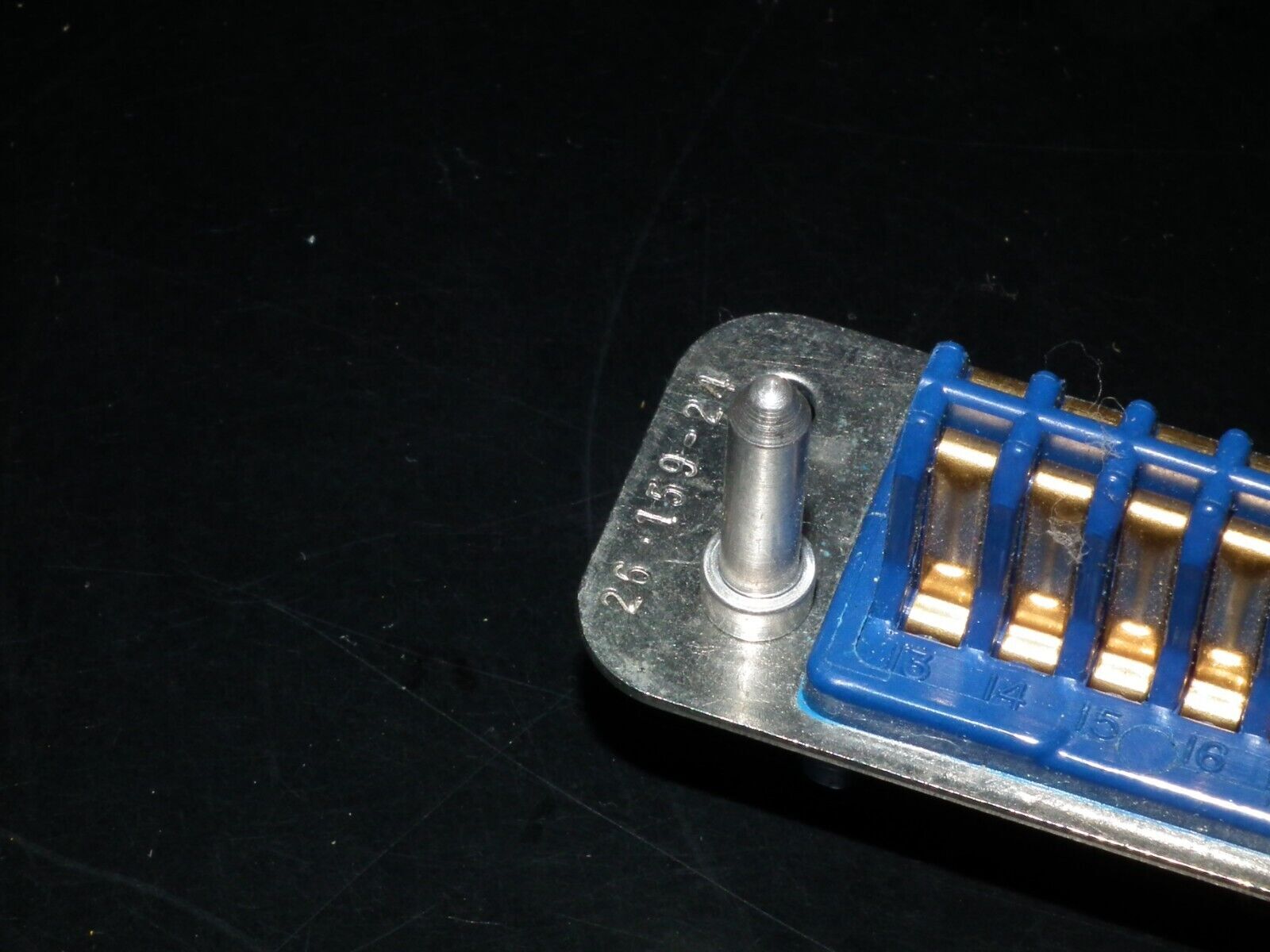 NOS Amphenol 26-159-24 24 Pole chassis plug with 2 x guiding pins GOLD ...