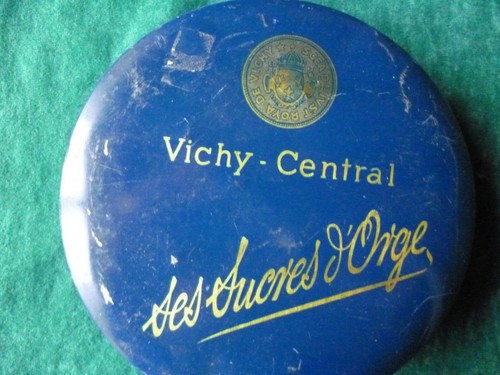 ancienne boite bonbon-VICHY-CENTRAL-ses sucres d'orge-scea dlivst roya ...