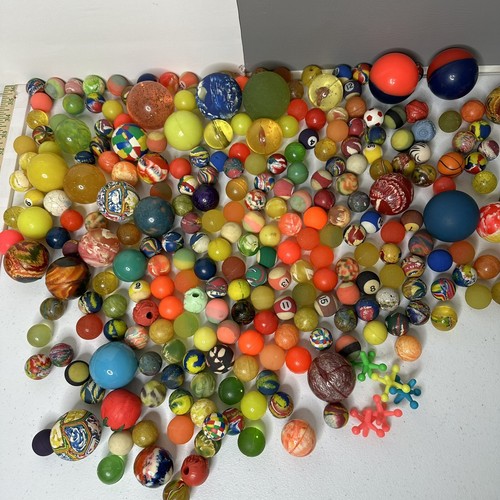 Vintage Super Balls Bouncy Rubber Ball Lot- 70+ Various Colors-Sizes 6 ...