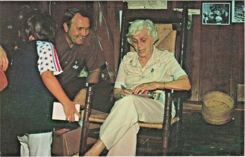 Miss Lillian Carter (Jimmy Carter's Mother) Signing Autographs at the ...
