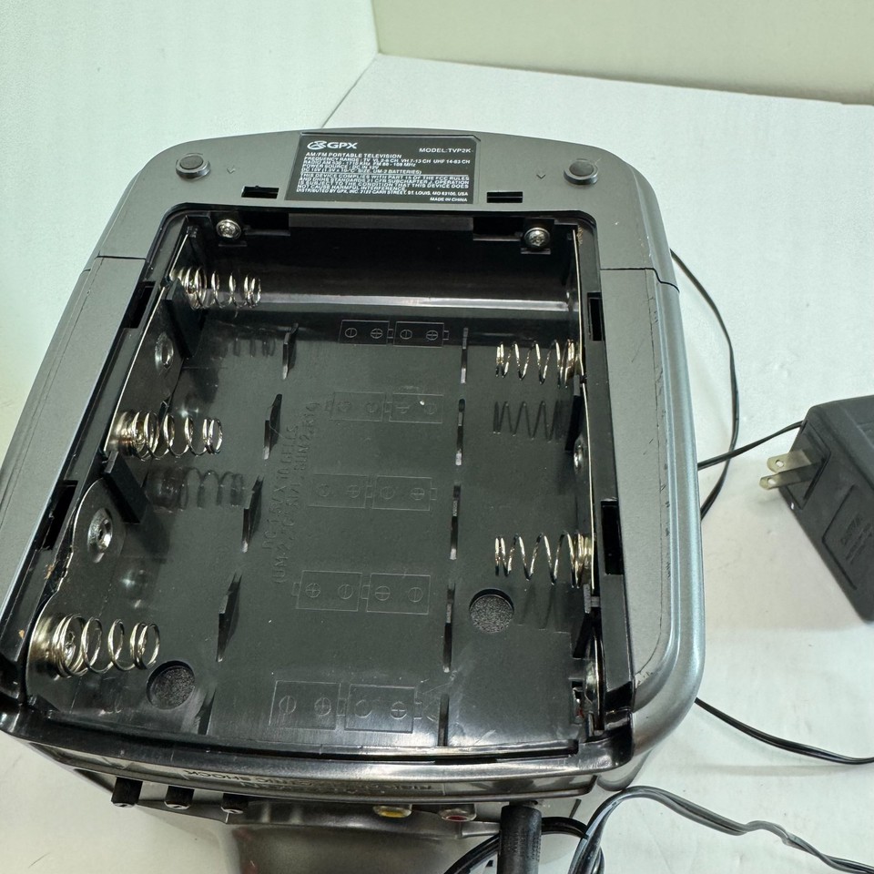 Vintage Portable Black And Gray CRT Television AM/FM Radio w Power ...