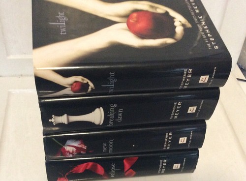 Lot of 4 Stephanie Meyer Twilight Breaking Dawn Eclipse New Moon 2 ...
