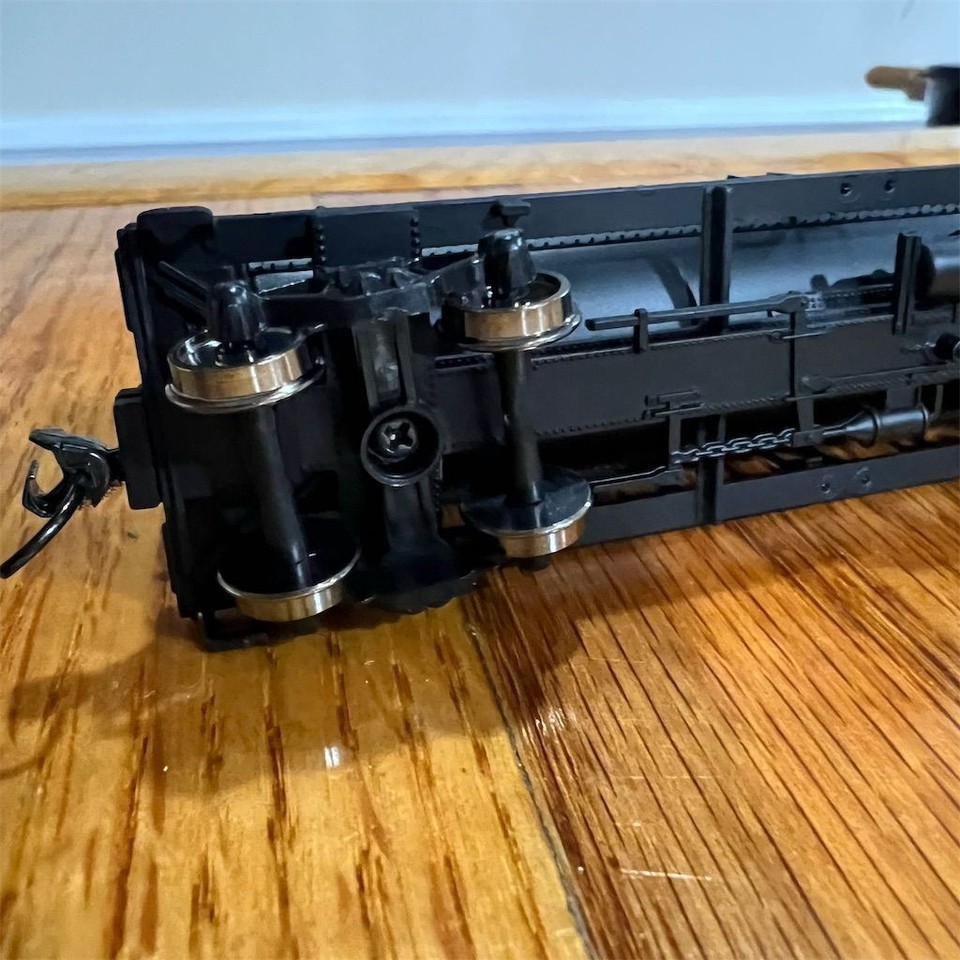 Walthers Mainline HO Scale 36' Tank Car Interstate 910-1012 | eBay