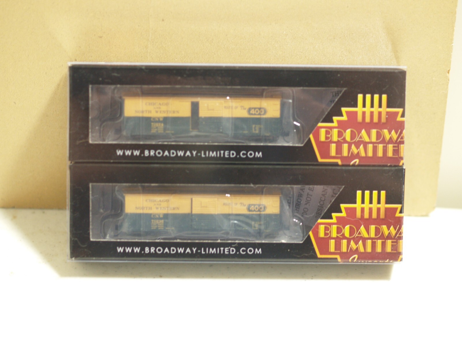 BROADWAY LIMITED N 7276 40' BOX CAR C&NW 2-PK 70224, 70236 | eBay