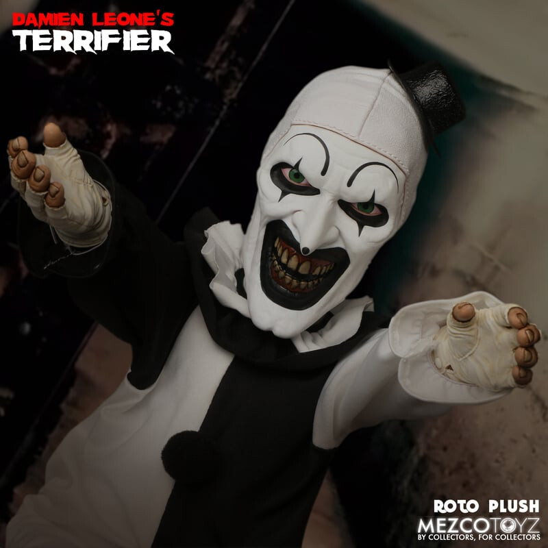 Terrifier Art The Clown 15 Inch Mds Mega Scale Figure With Sound Mezco ...