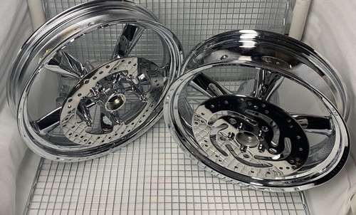 Harley Dyna Switchback 2013 Chrome FLD Rims OEM Wheels MAG Rotors ...