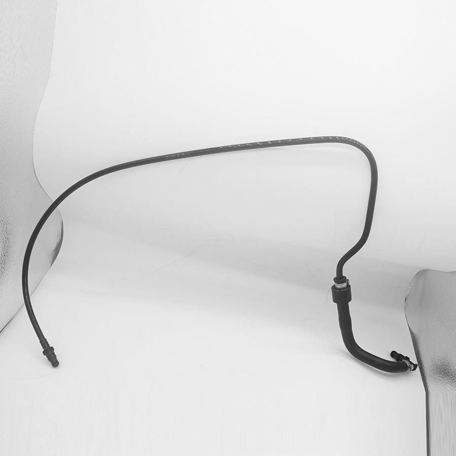 A2115010725 New Expansion Tank Vent Hose For MERCEDES W211 S211 E200 ...