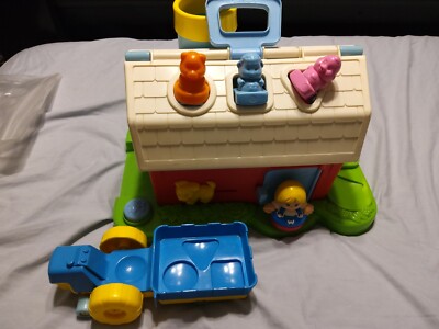 1988 VINTAGE PLAYSKOOL BARN PLAY w/ Farmer, tractor, pig, sheep, duck ...