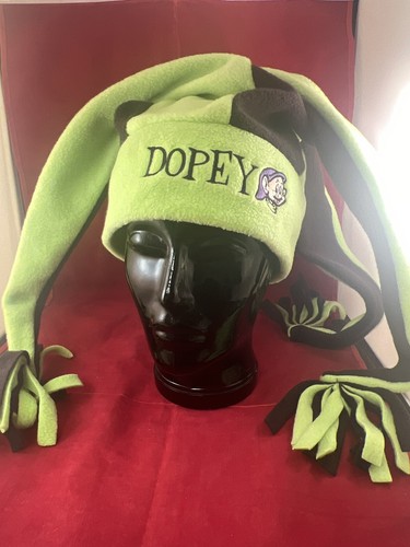 VINTAGE DISNEY DOPEY JESTER Hat Cap Beanie DISNEYLAND RESORT Green ...