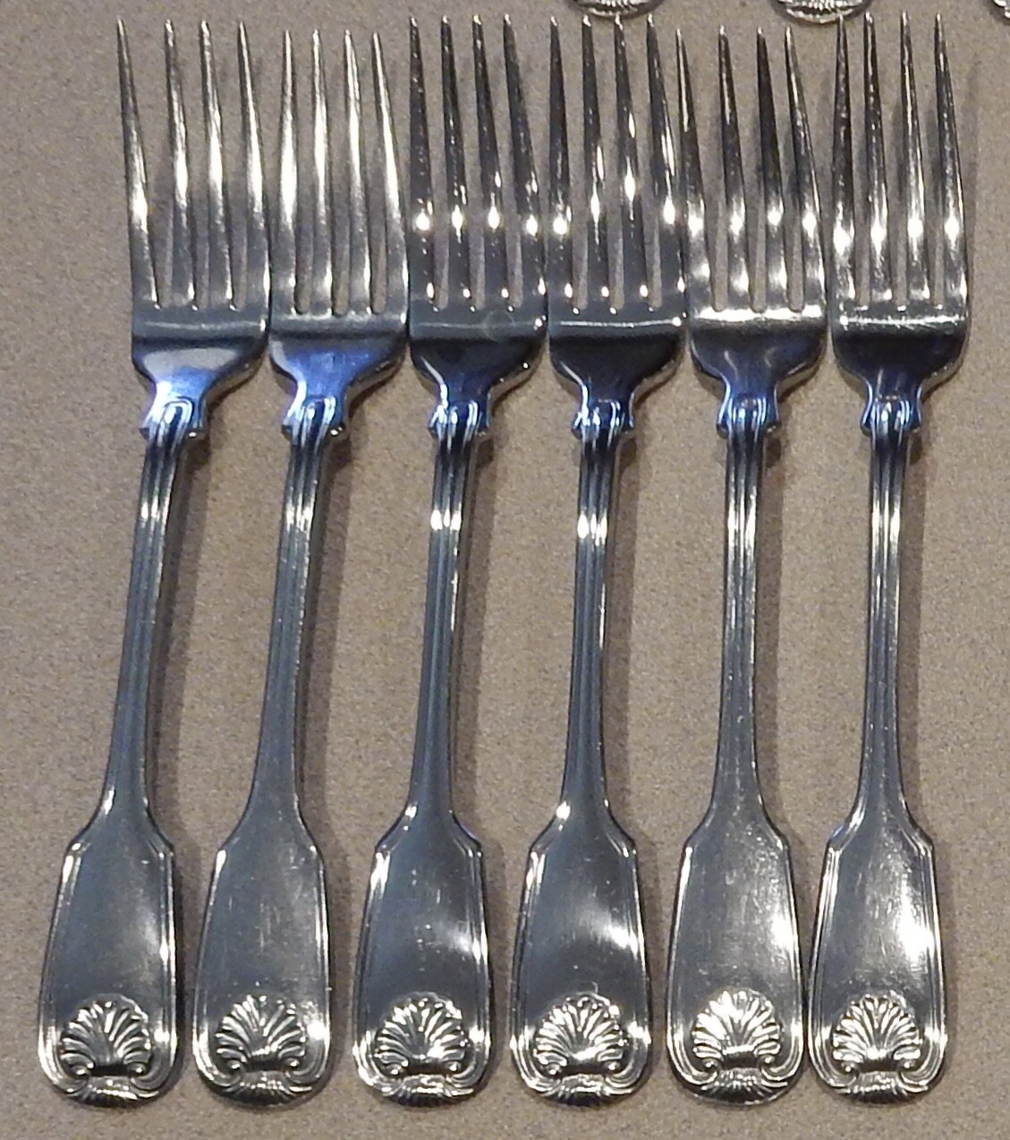 REED & BARTON COLONIAL SHELL FLATWARE STAINLESS SILVERWARE 30 PC. LOT ...