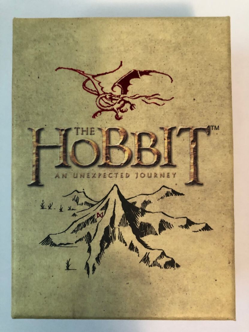 The Hobbit Bilbo Baggin's Acorn Button Keychain The Noble Collection ...