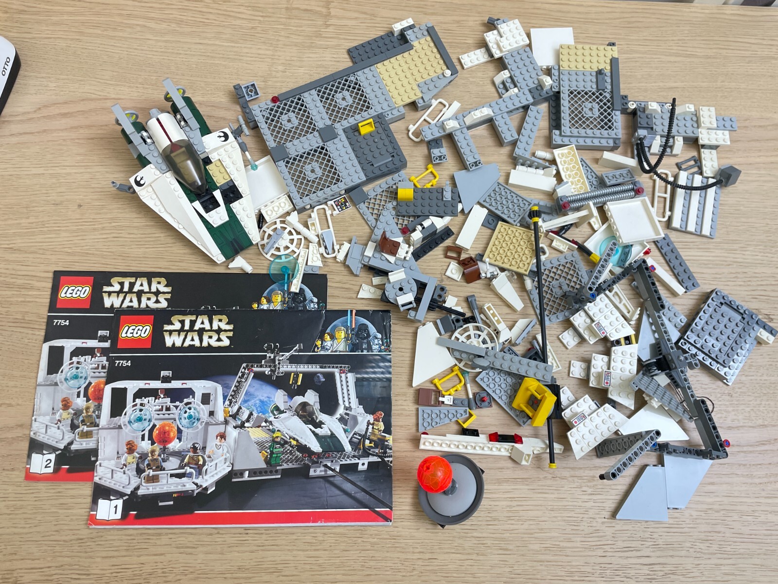 LEGO 7754 - STAR WARS - Home One Mon Calamari Star Cruiser - 98%+ | eBay