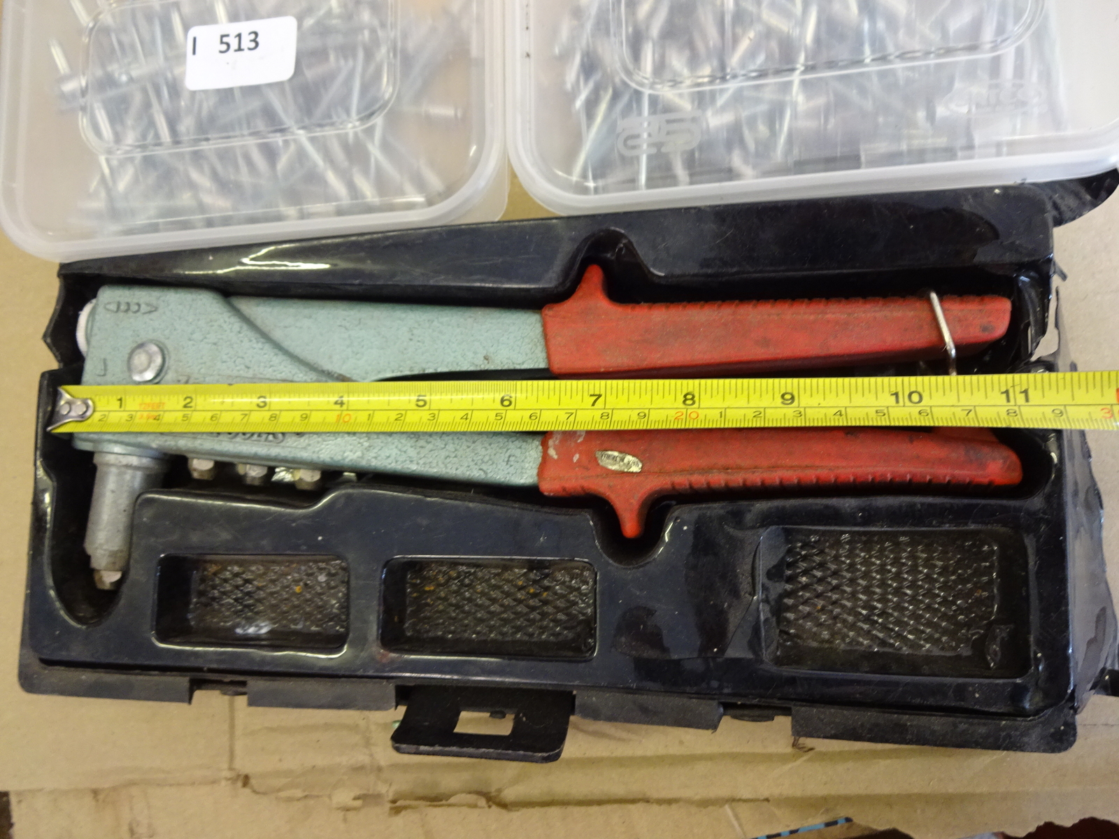 Kamasa pop rivet gun hand held takes four sizes of rivets + rivets ...