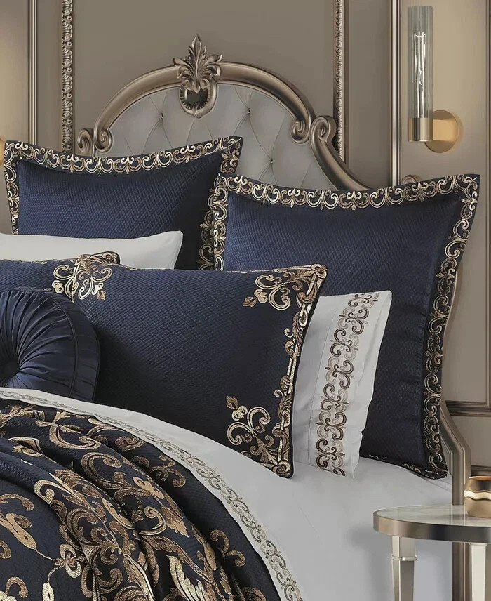 J QUEEN NEW YORK Caruso 4 Piece Queen Bed Set - Comforter, Two Shams ...