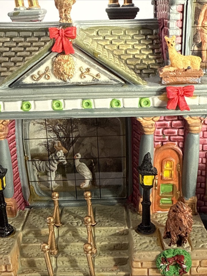 Lemax Caddington Village NATURAL HISTORY MUSEUM Christmas Village ...