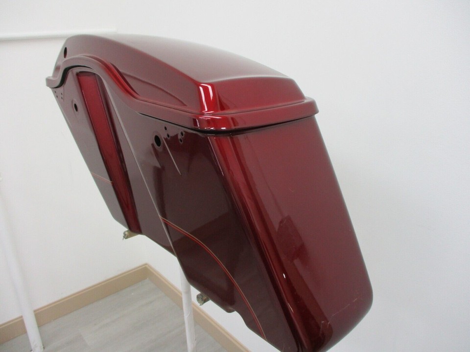 Harley-Davidson OEM RH Saddlebag Metallic Red 90200412 + 90200411 2014 ...