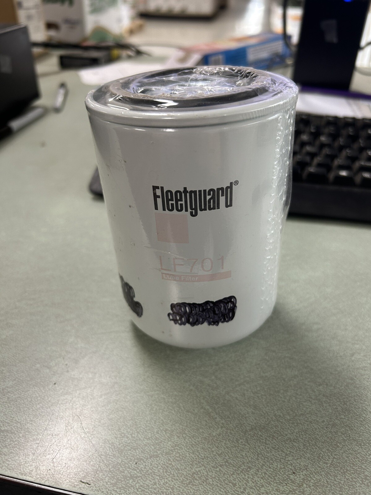 LF701 Fleetguard Lube Filter Replaces Perkins 2654403 for sale online ...