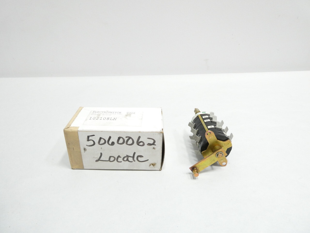 Electroswitch 102108LN Rotary Cam Switch | eBay