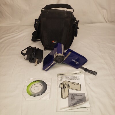 Insignia NS-DV720P HD Digital Camcorder Blue Pocket Recorder Bundle ...