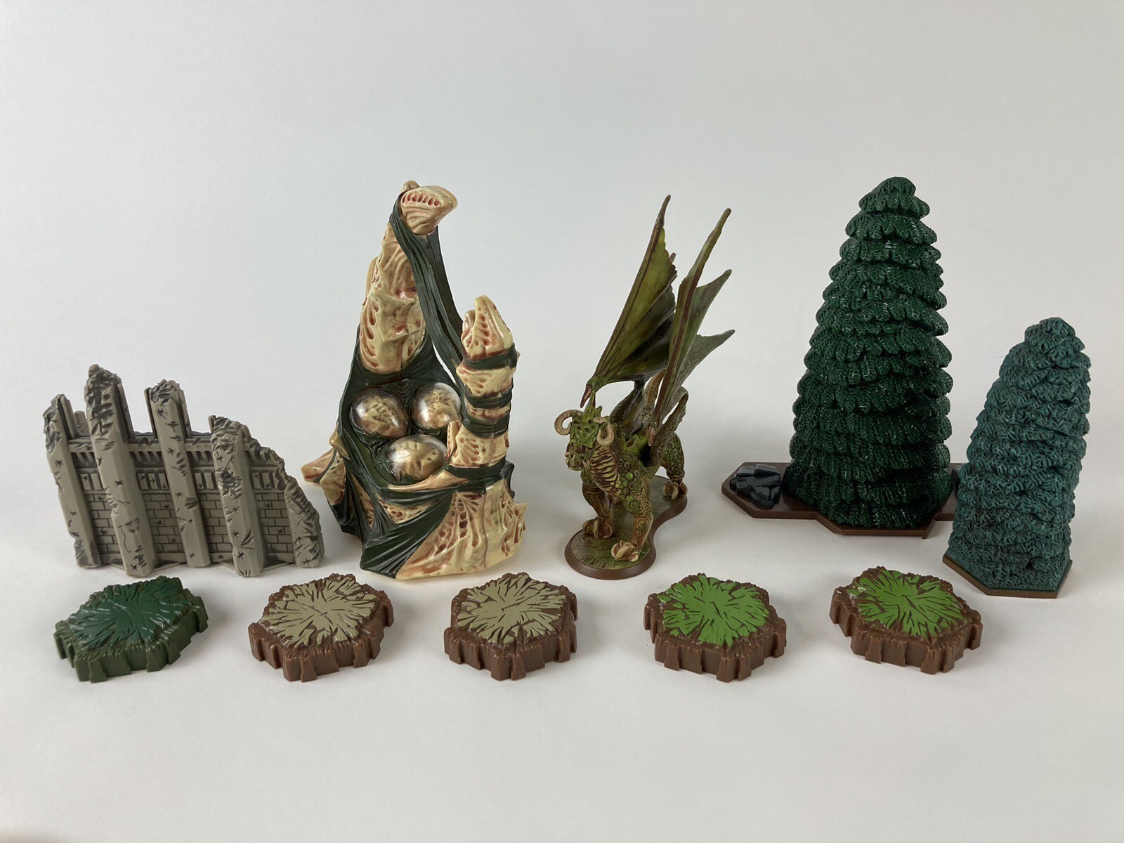 Heroscape Marro Hive + Charos + Evergreen Trees Ruined Wall Terrain ...