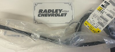 NEW GM OEM RADIATOR- OUTLET LOWER HOSE- GENERAL MOTORS GMC 15792821 | eBay