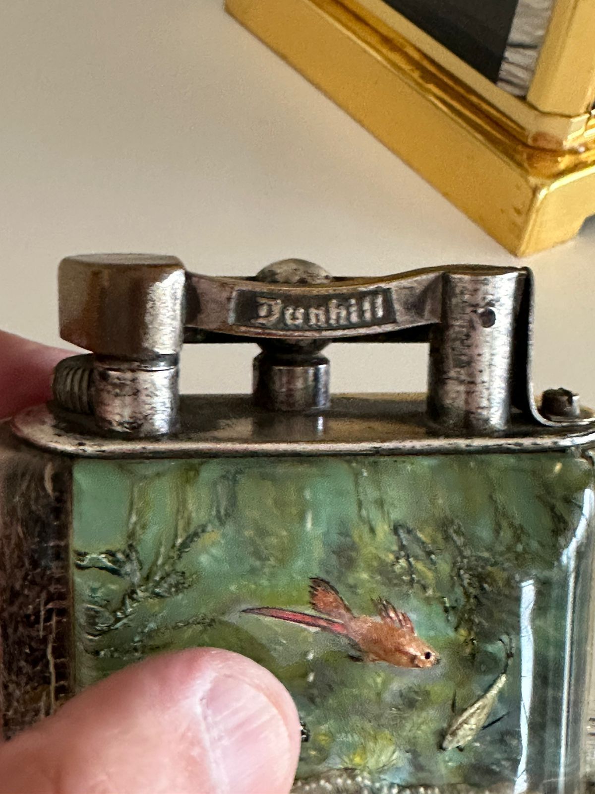 DUNHILL 1949 STANDARD AQUARIUM LIFT ARM PETROL LIGHTER IN PERSPEX ...