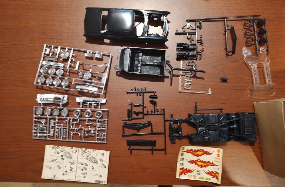 VTG~AMT 1/25~1965 Buick Riviera Low Rider~Model Car Kit~ | eBay