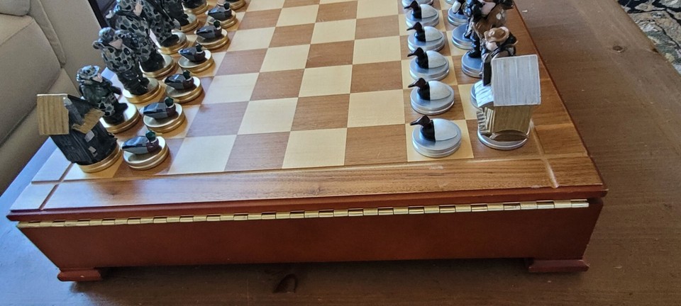Vintage 2005/2006 Ducks Unlimited Chess Set Ducks & Geese Loon Lake ...