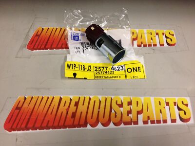 GM OEM 96-24 Acadia Limited Console Center Console-Power Outlet ...