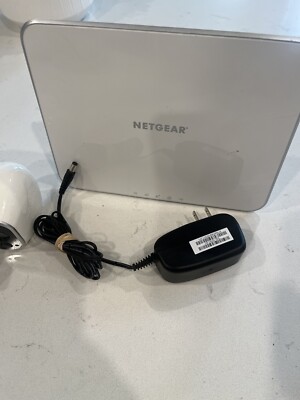 Arlo Netgear Hub Cloud VMB3000 & VMC3030 4 Cameras (no Battery Charger ...