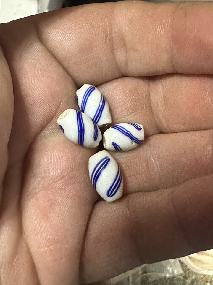 (1) 1700's Huron Indian "Blanket" bead or Blue Delft Trade Bead Early ...