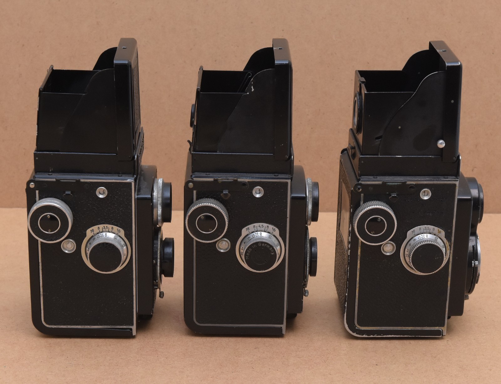 Three Rolleicord Model II (?) Cameras - Untested - Cloudy Lenses ...