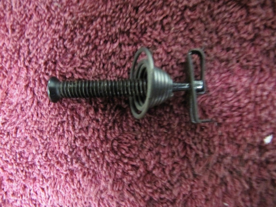 MAGNAVOX Collaro CHASSIS SPRING + TRANSPORT SCREW Turntable Imperial ...