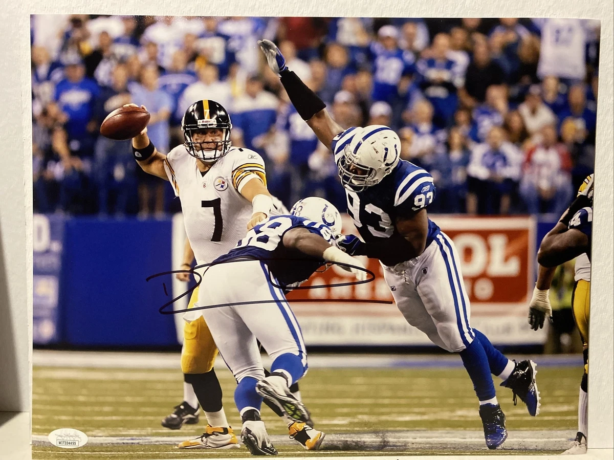 Robert Mathis Wallpaper