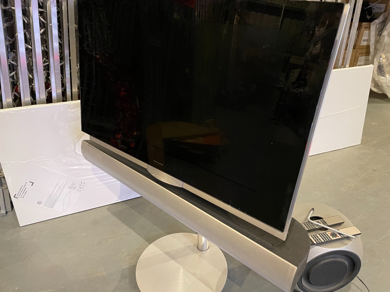 Bang & Olufsen BeoVision 7-32 32" 720p HD LCD Television MK 1 | eBay UK