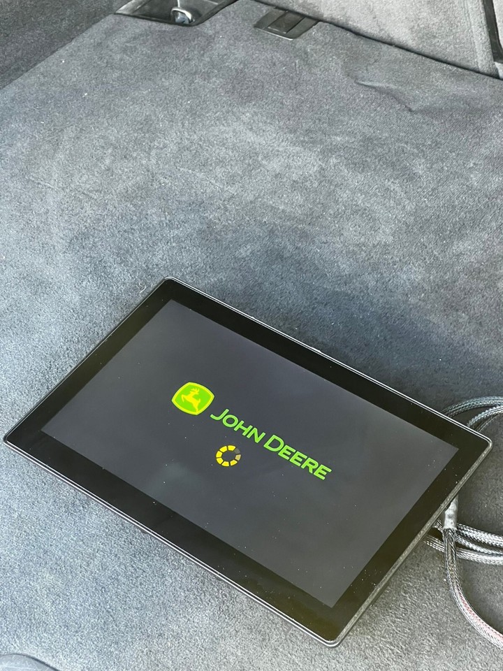 John Deere G5 Plus Universal Display with Basics, AutoTrac & Section ...