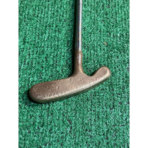 Acushnet Bulls Eye Blade Style Copper Putter w/ Original Grip 35'' RH ...