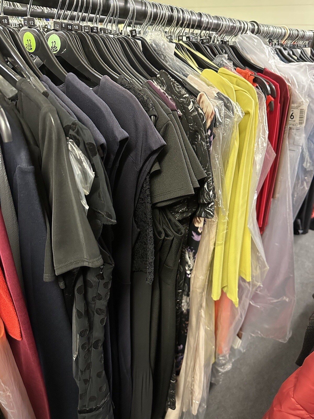 Clothing Garment Job Lot Bulk Clearance! Ex-Highstreet Ex Chain-Store ...