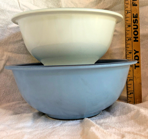 Pair of Pyrex Moody Blue Nested Glass Mixing Bowls 322 Small 323 Medium ...